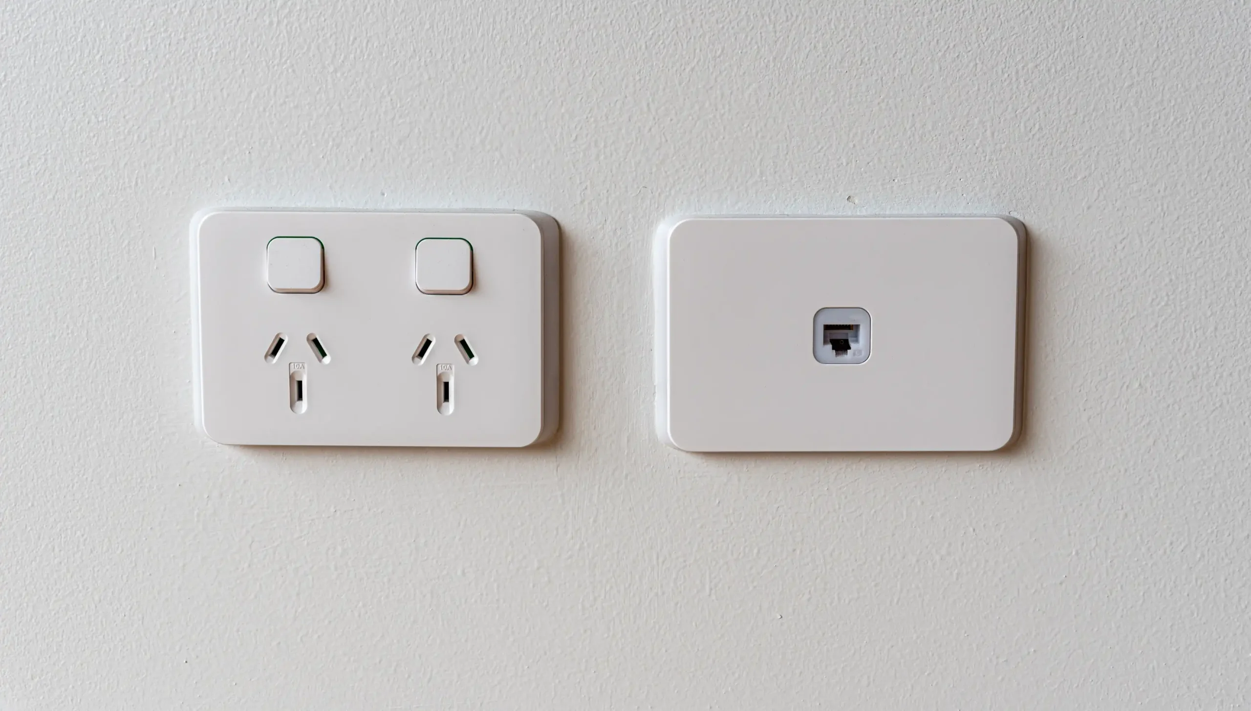 Powerpoint Installation Sydney - Maxxvolt Electical